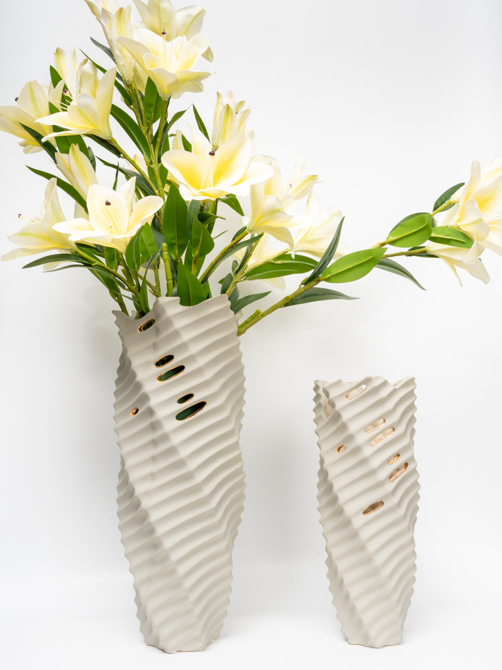 Swivel Ceramic Vase(small)